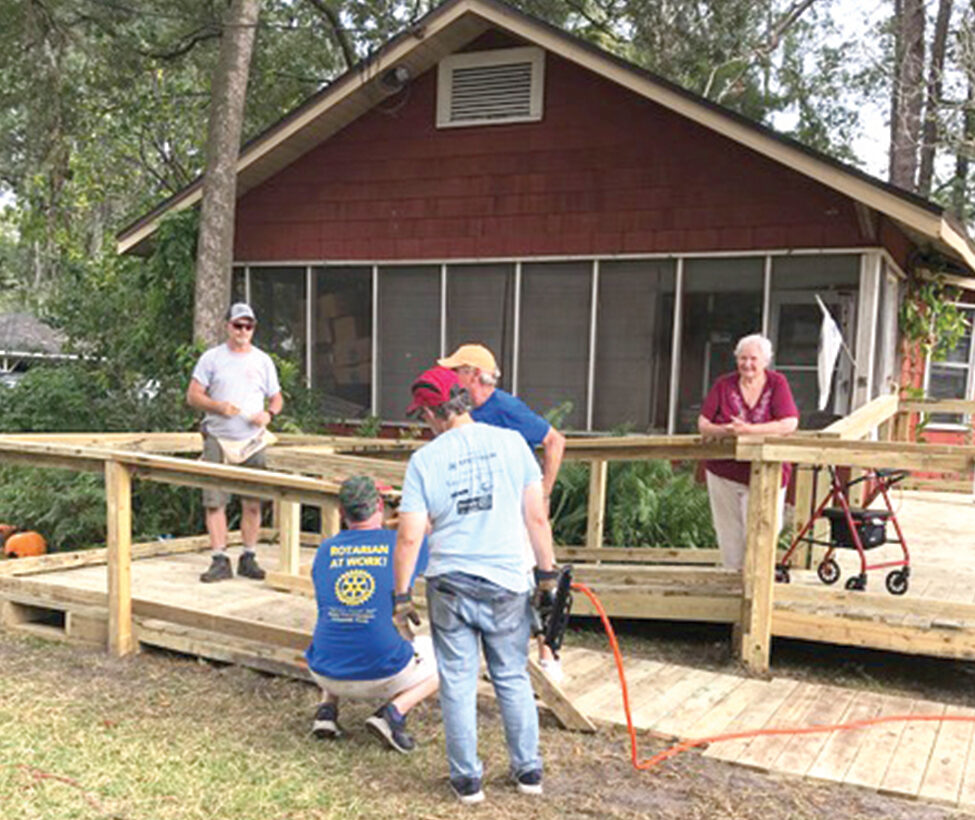 Mandarin Rotary Club builds 64th wheelchair ramp - Florida NewsLine